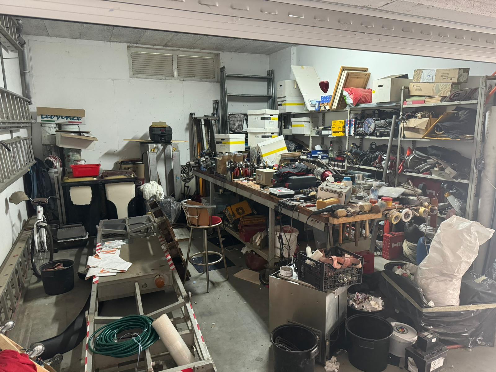SUPER OGLAS: GARAGE SALE - ALAT ZA MAJSTORE I HOBISTE