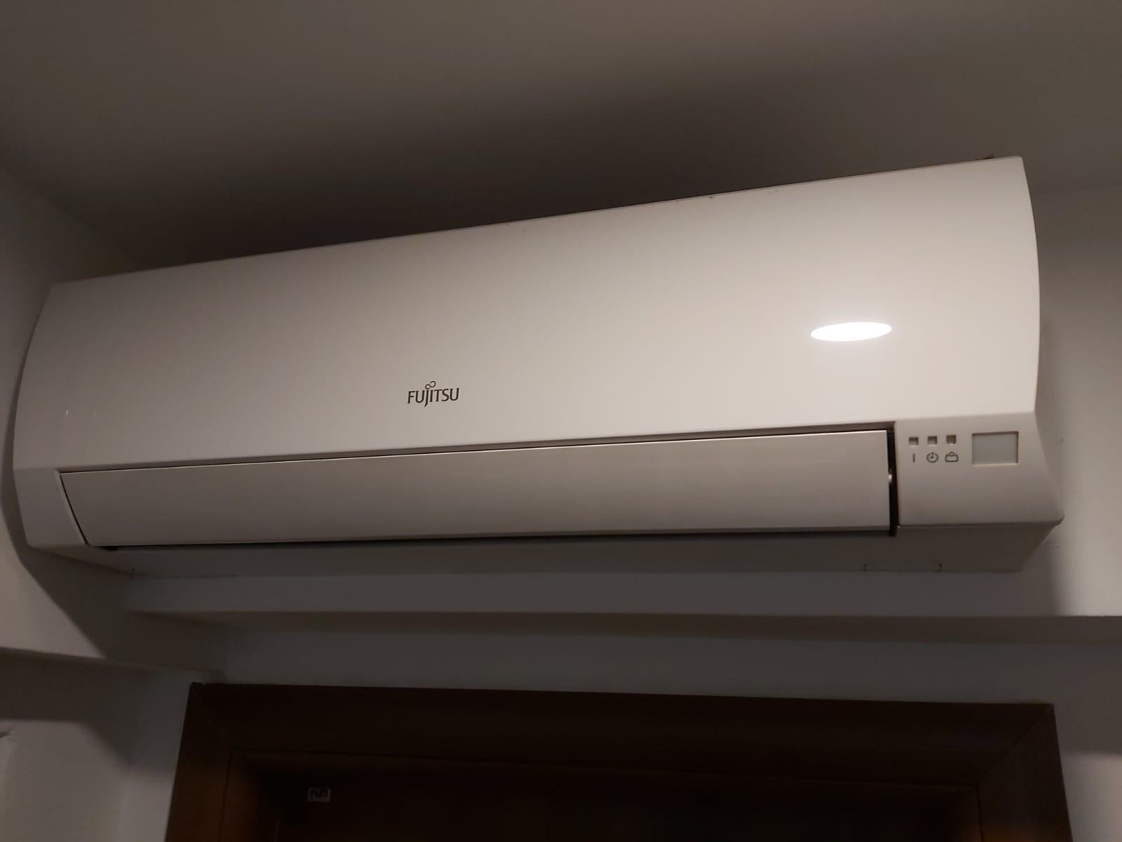 Klima uređaj Fujitsu INVERTER (dvije klime)