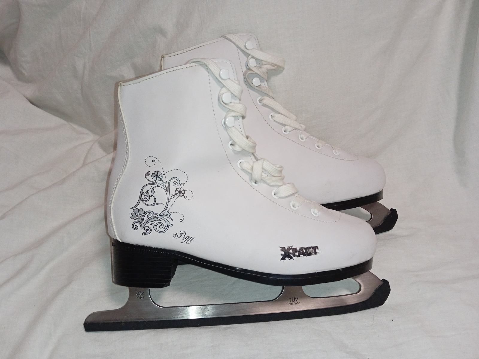 Klizaljke za umjetničko klizanje