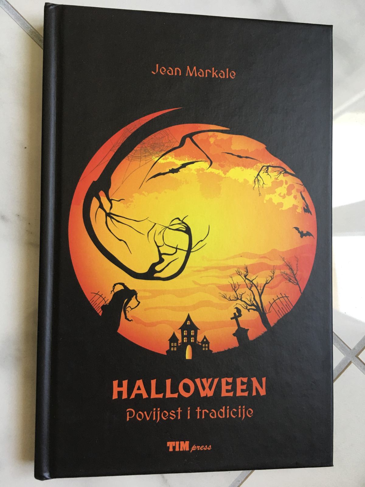 Markalo, HALLOWEEN - Povijest i tradicije