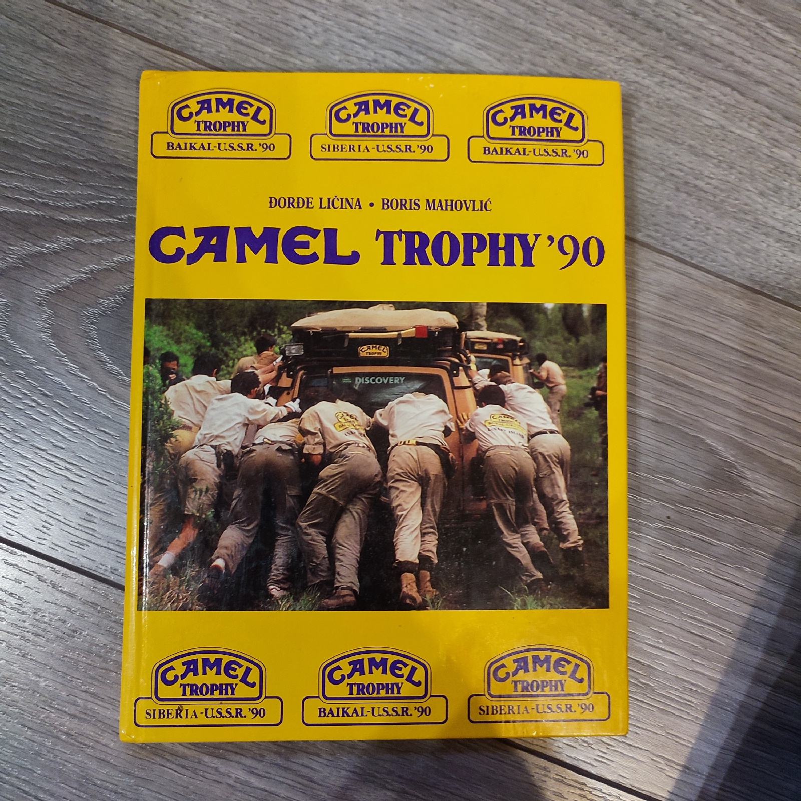 Camel trophy 90