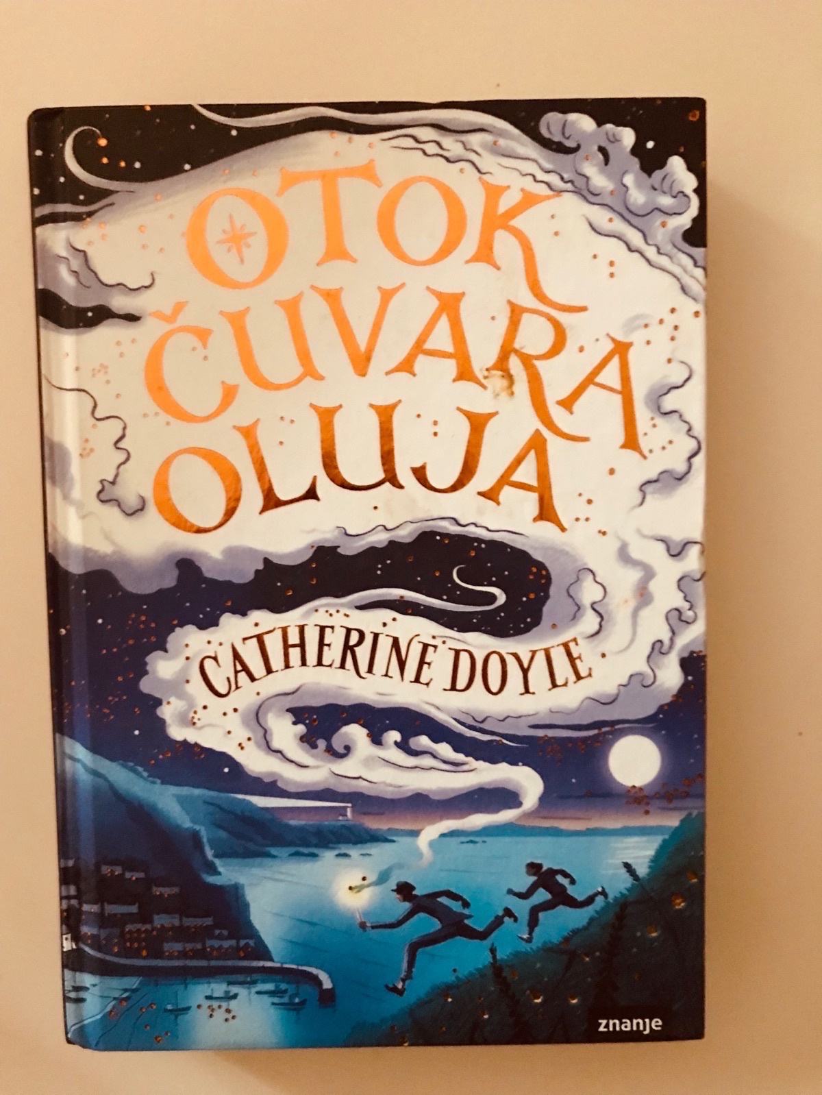 Catherine Doyle : Otok čuvara oluja