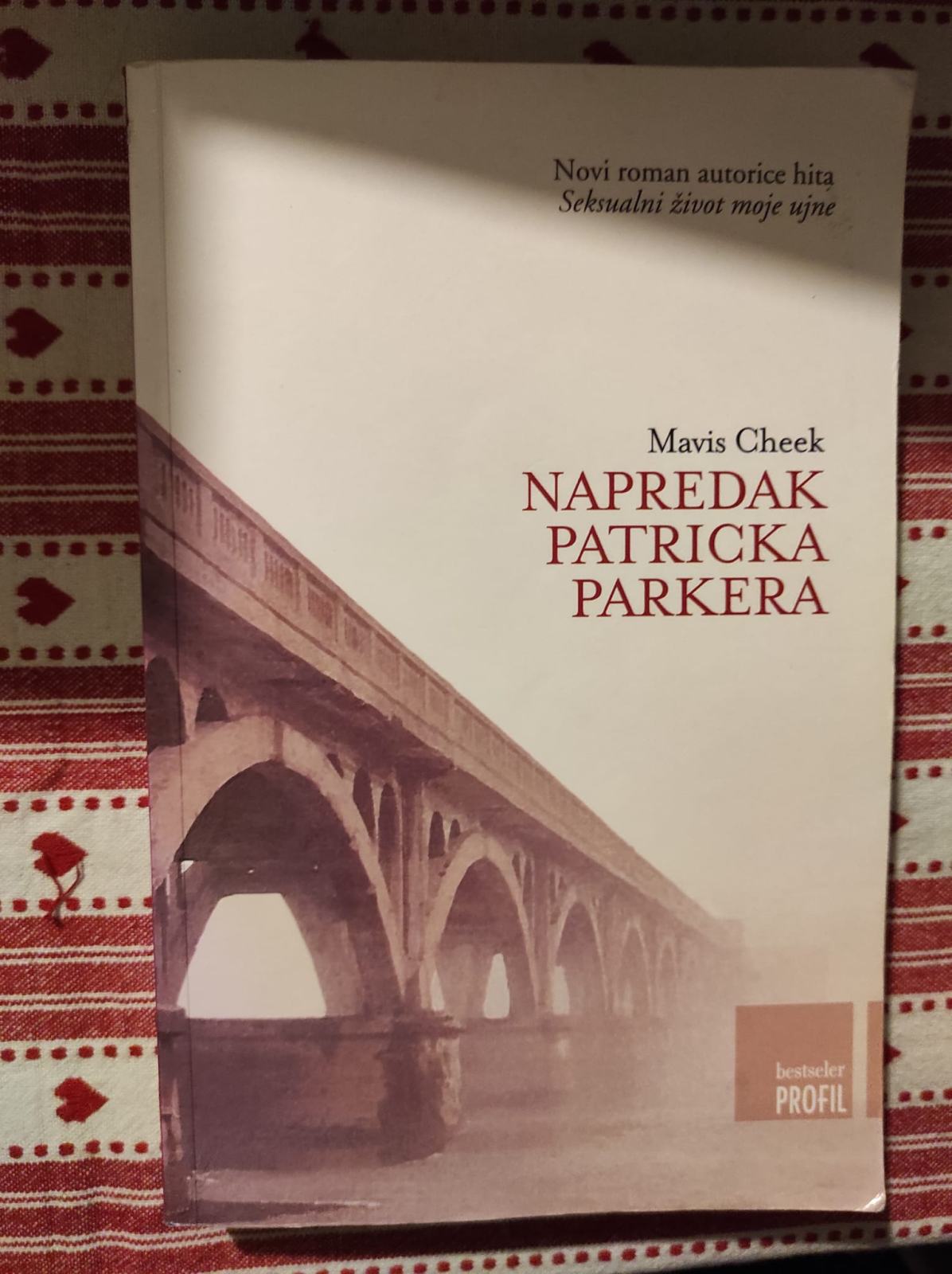 NAPREDAK PATRICKA PARKERA - Mavis Cheek