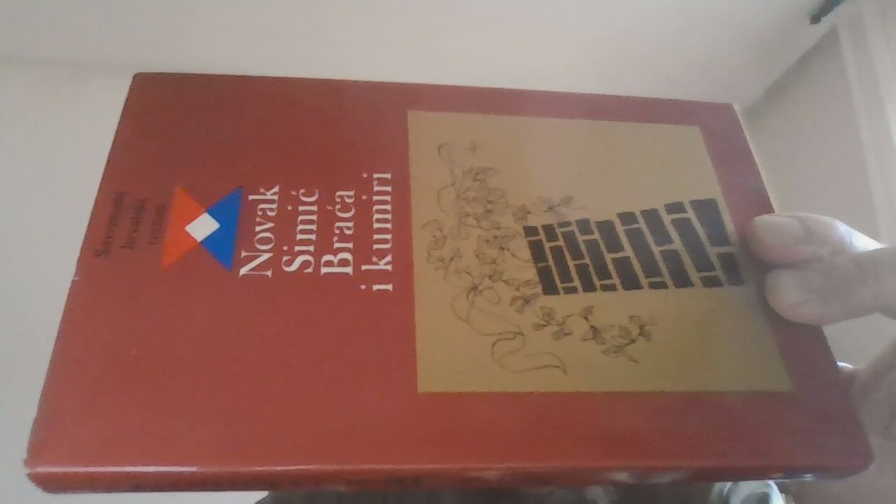 NOVAK SIMIĆ - BRAĆA I KUMIRI