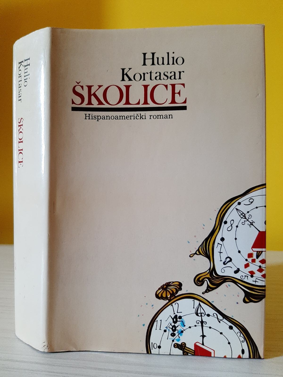 ŠKOLICE - Julio Cortázar