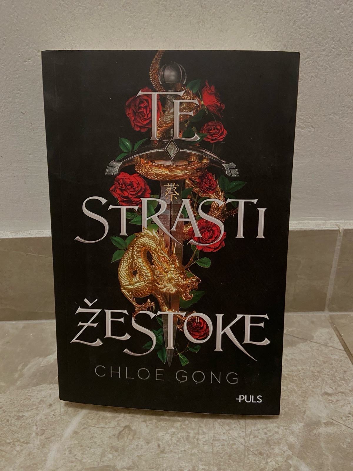 Te strasti žestoke • Chloe Gong