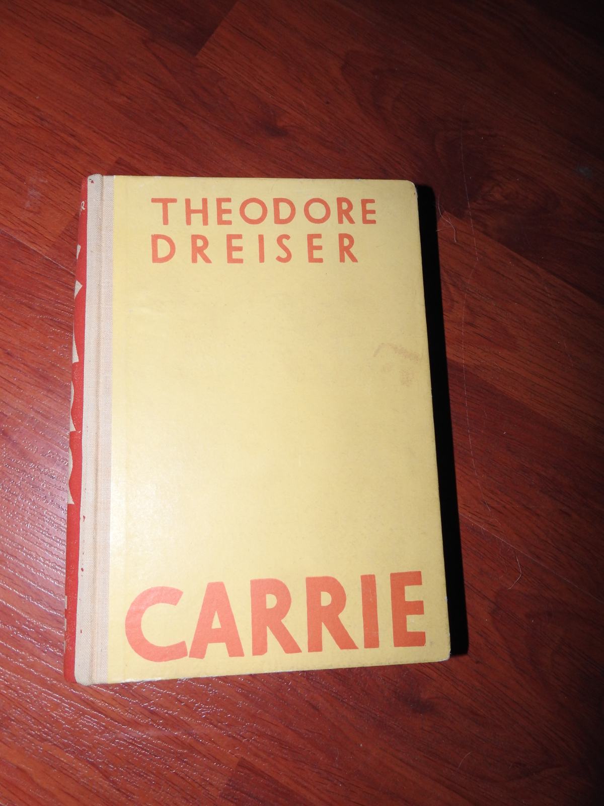 Theodore Dreiser - Carrie