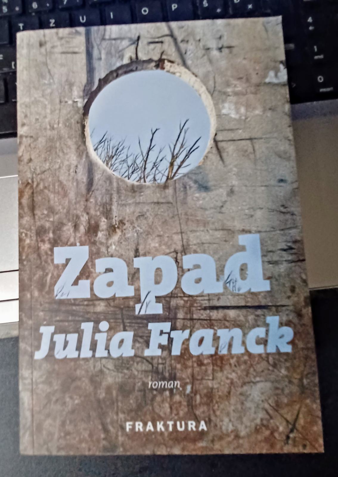 ZAPAD - JULIA FRANK