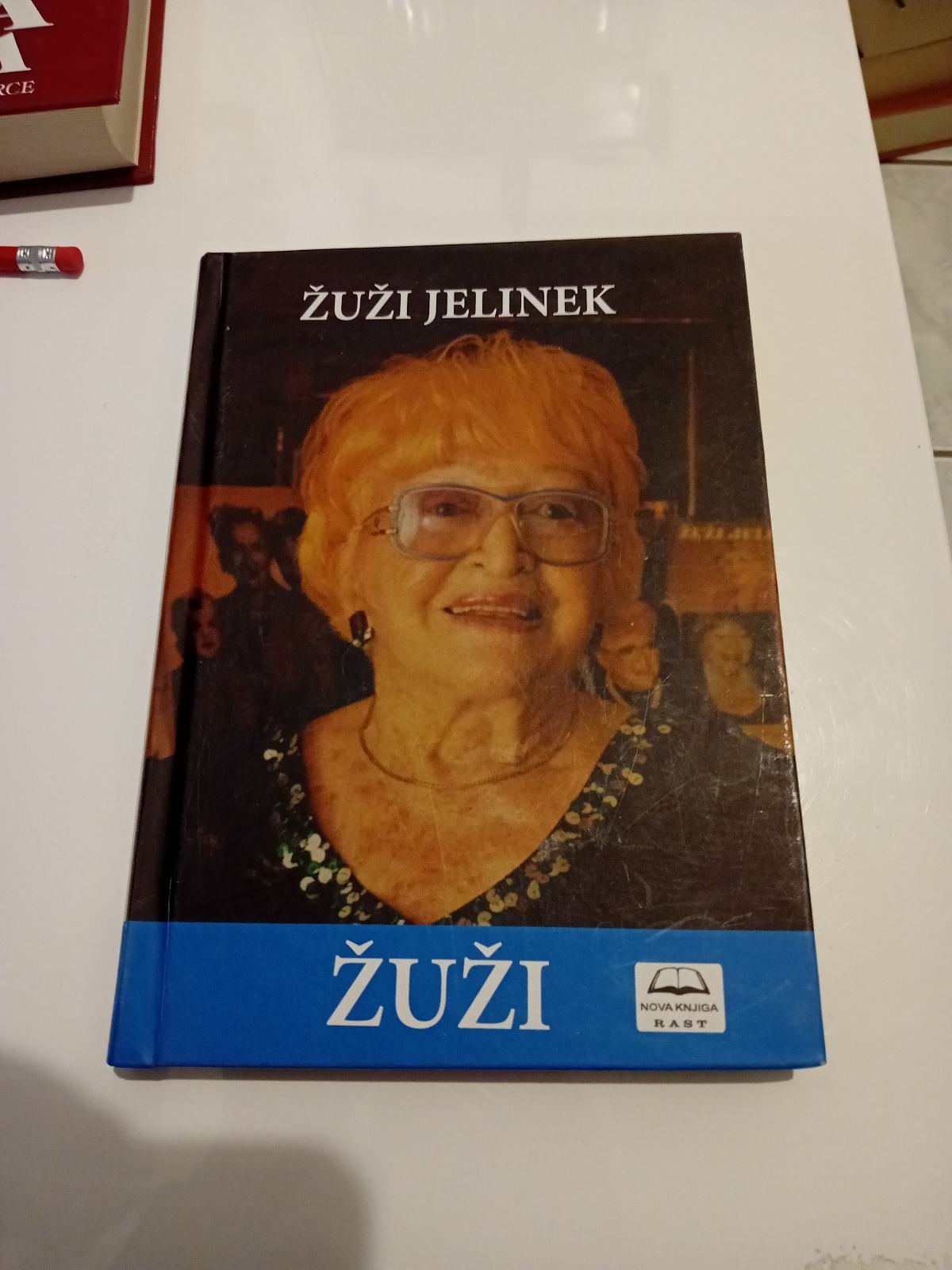žuži žuži jelinek