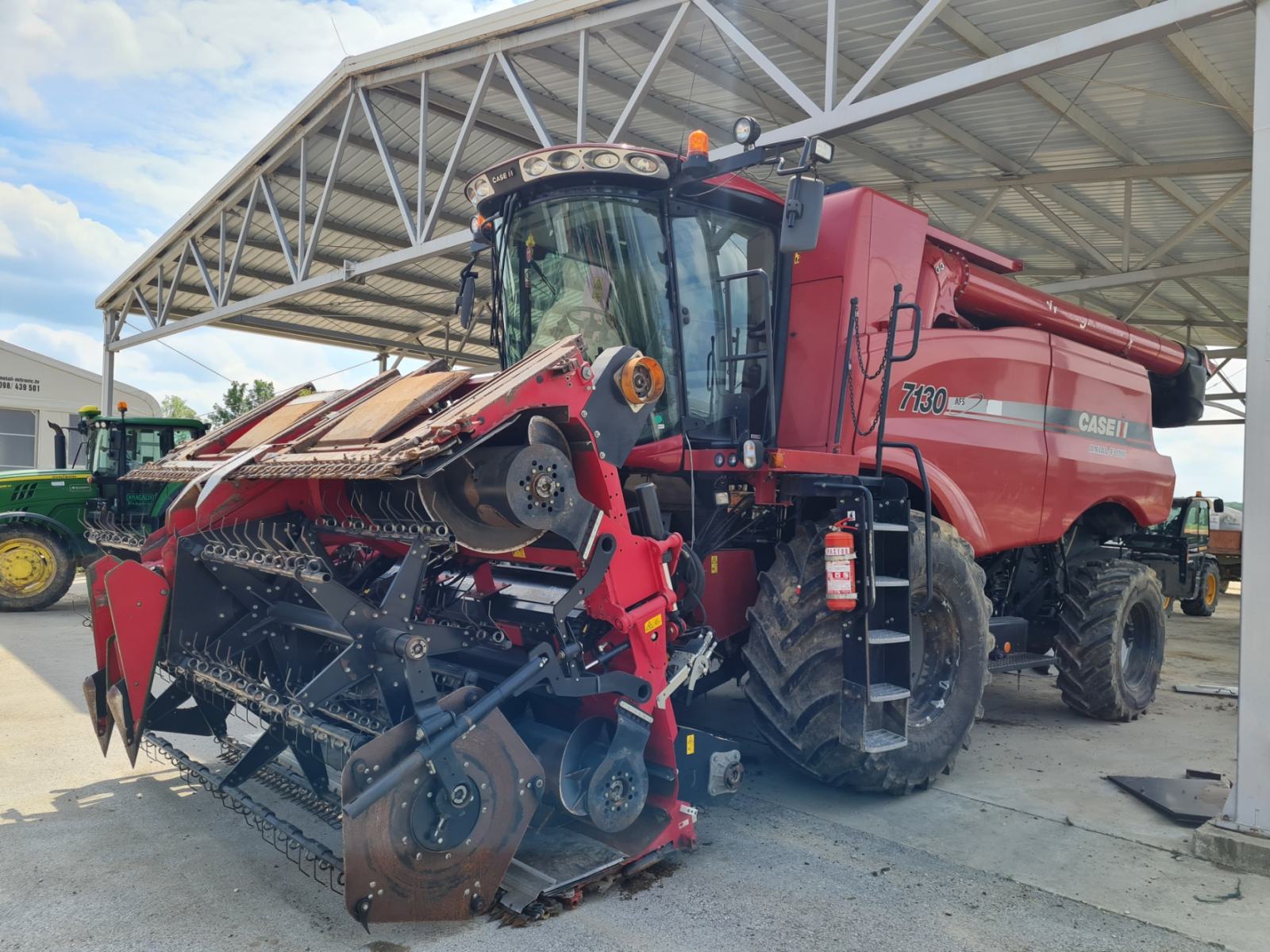CASE 7130 AXIAL FLOW