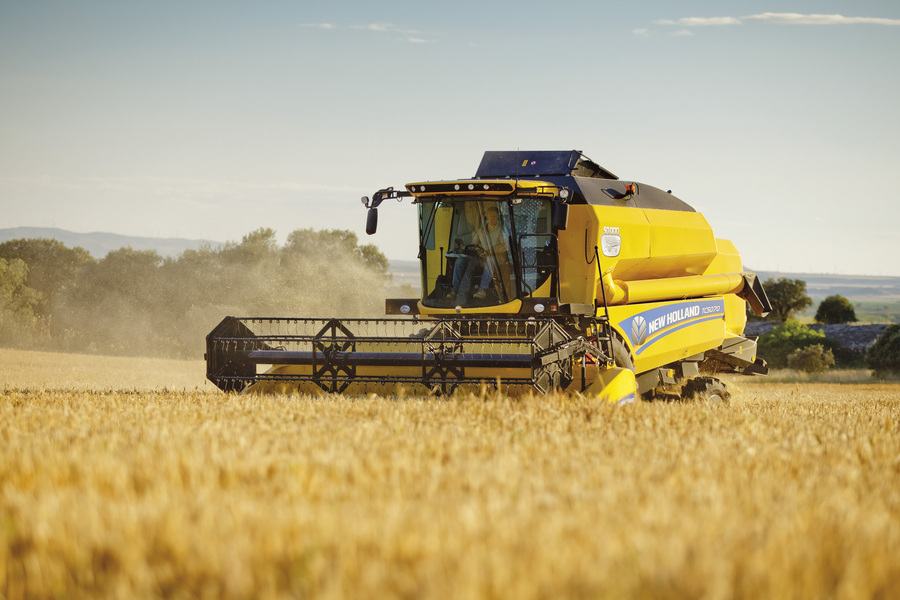 Kombajn New Holland TC5.70