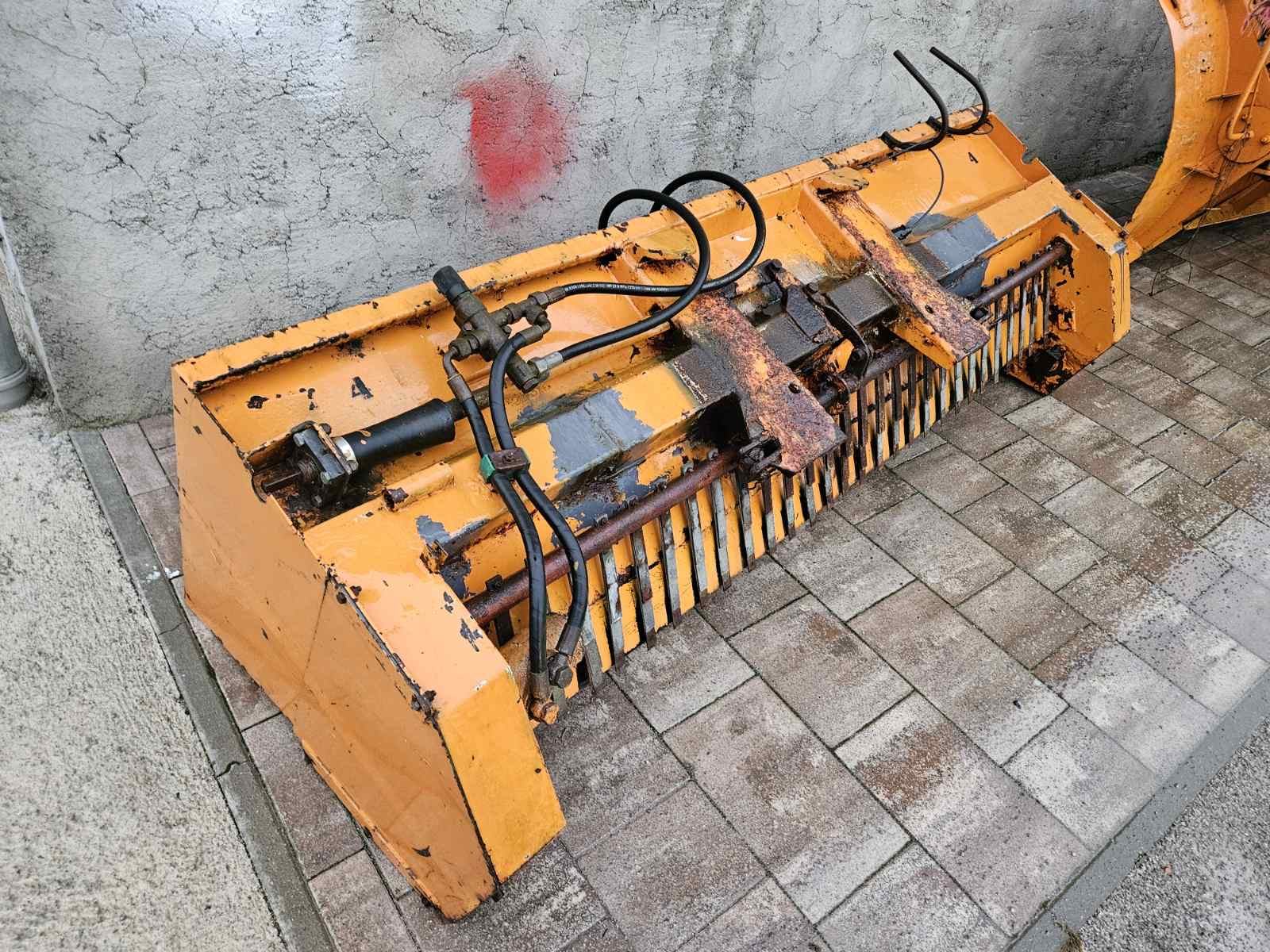 Riko Ribnica posipalec širine 240cm