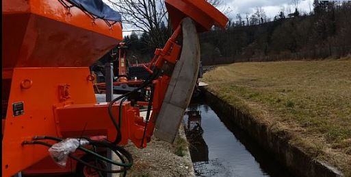 Schmidt Posipalec obnovljen za UNIMOG