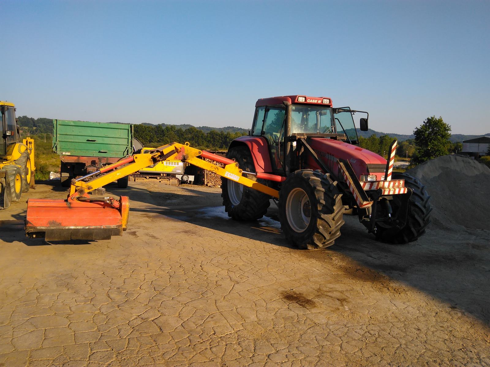 CASE 120 + kranski malčer Rasco + ralica za snijeg