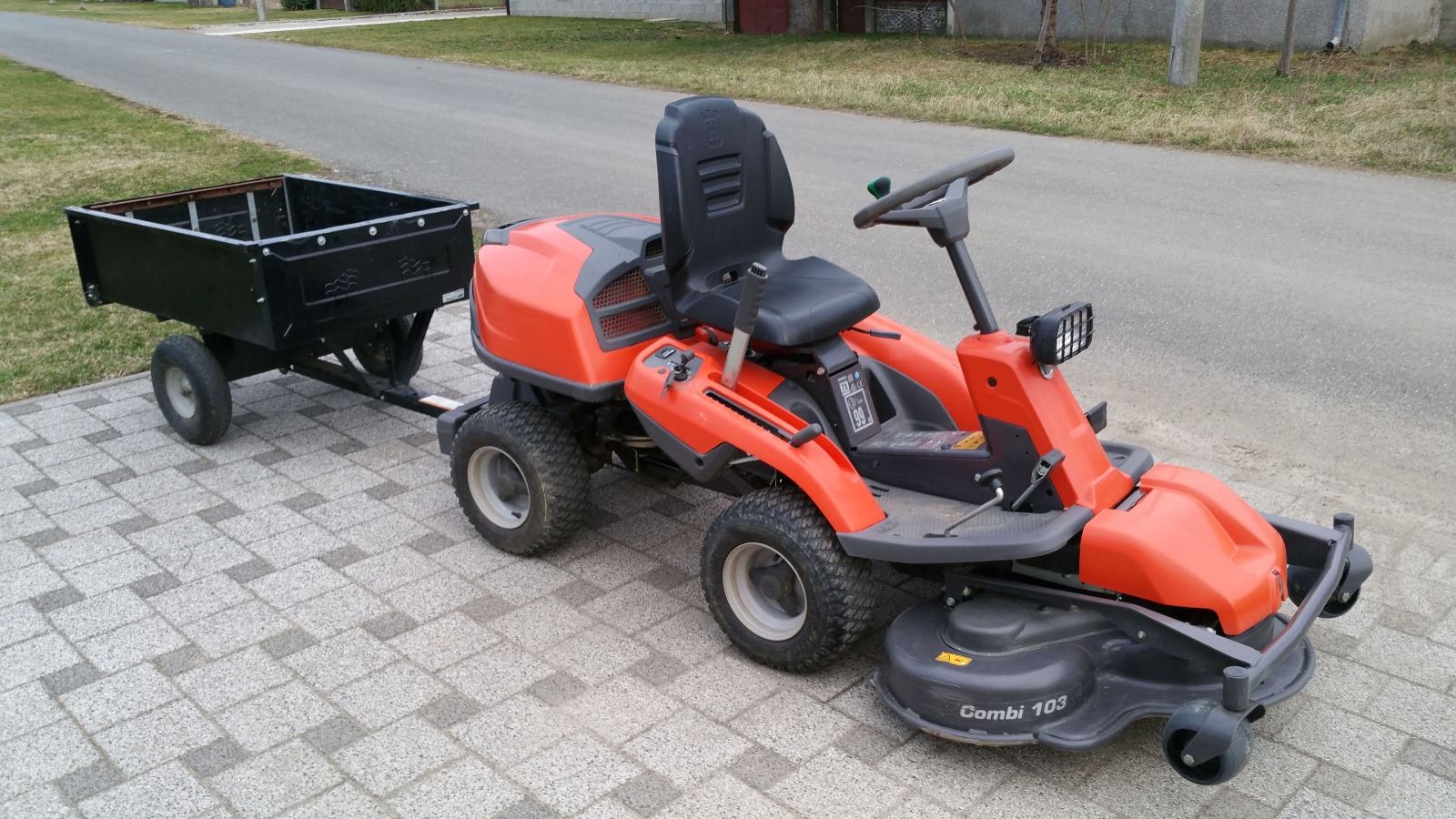 Husqvarna Rider R318 kosilica