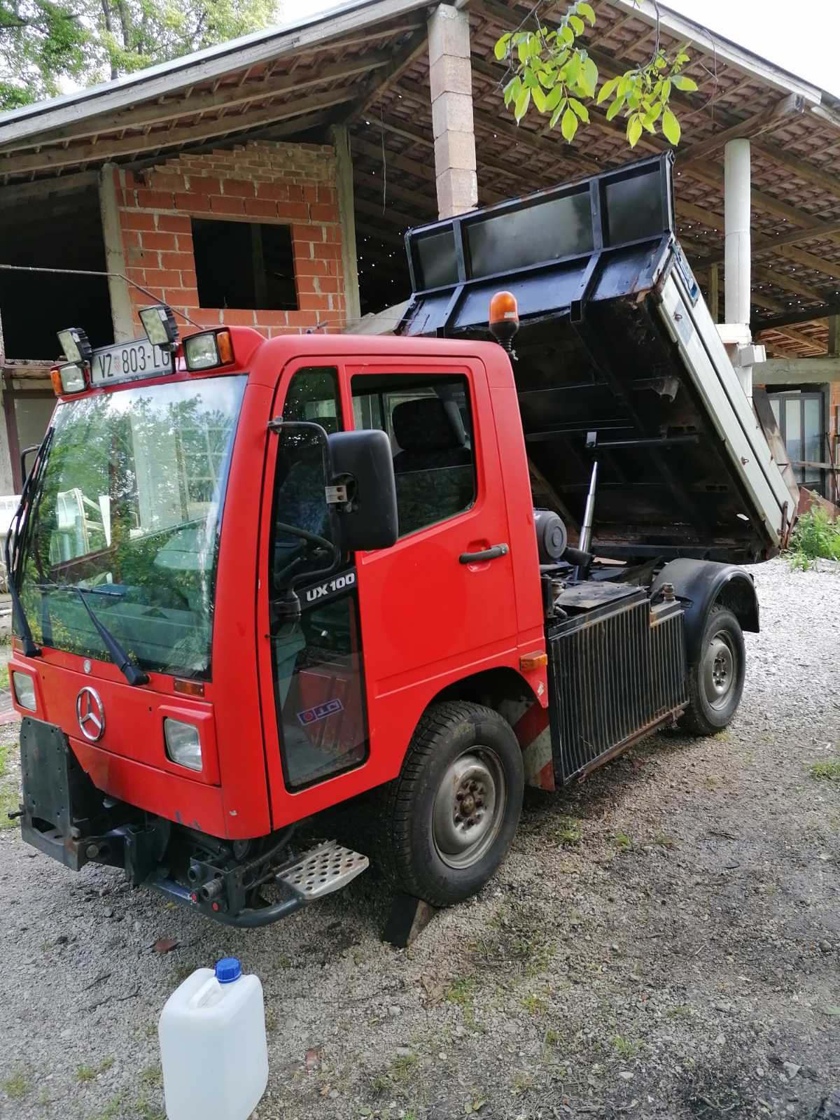 UNIMOG UX 100 I NALETNI UTOVARIVAČ RIKO RIBNICA I MERCEDES BENZ MOTOR