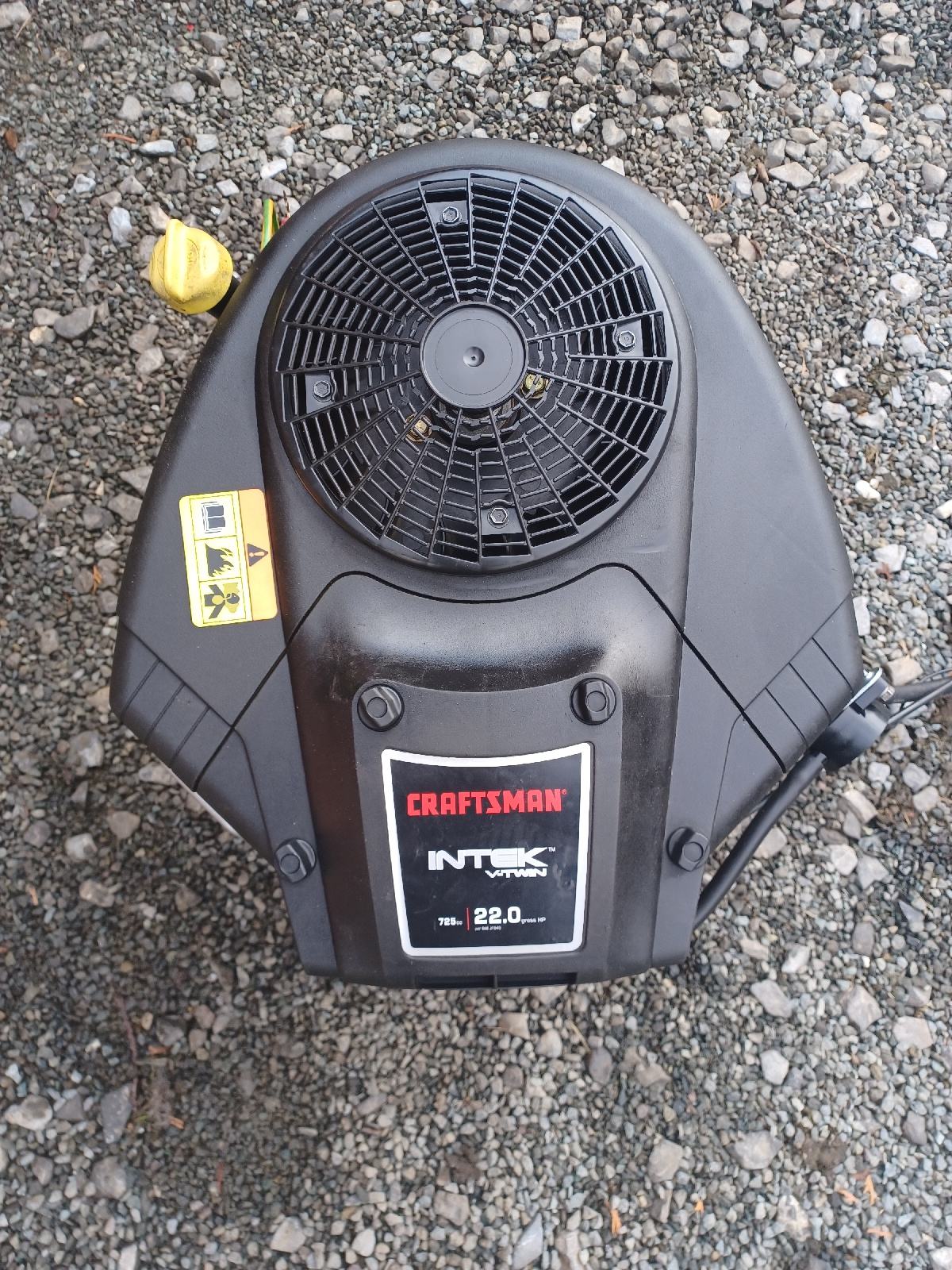 Briggs Intek motor 22 KS