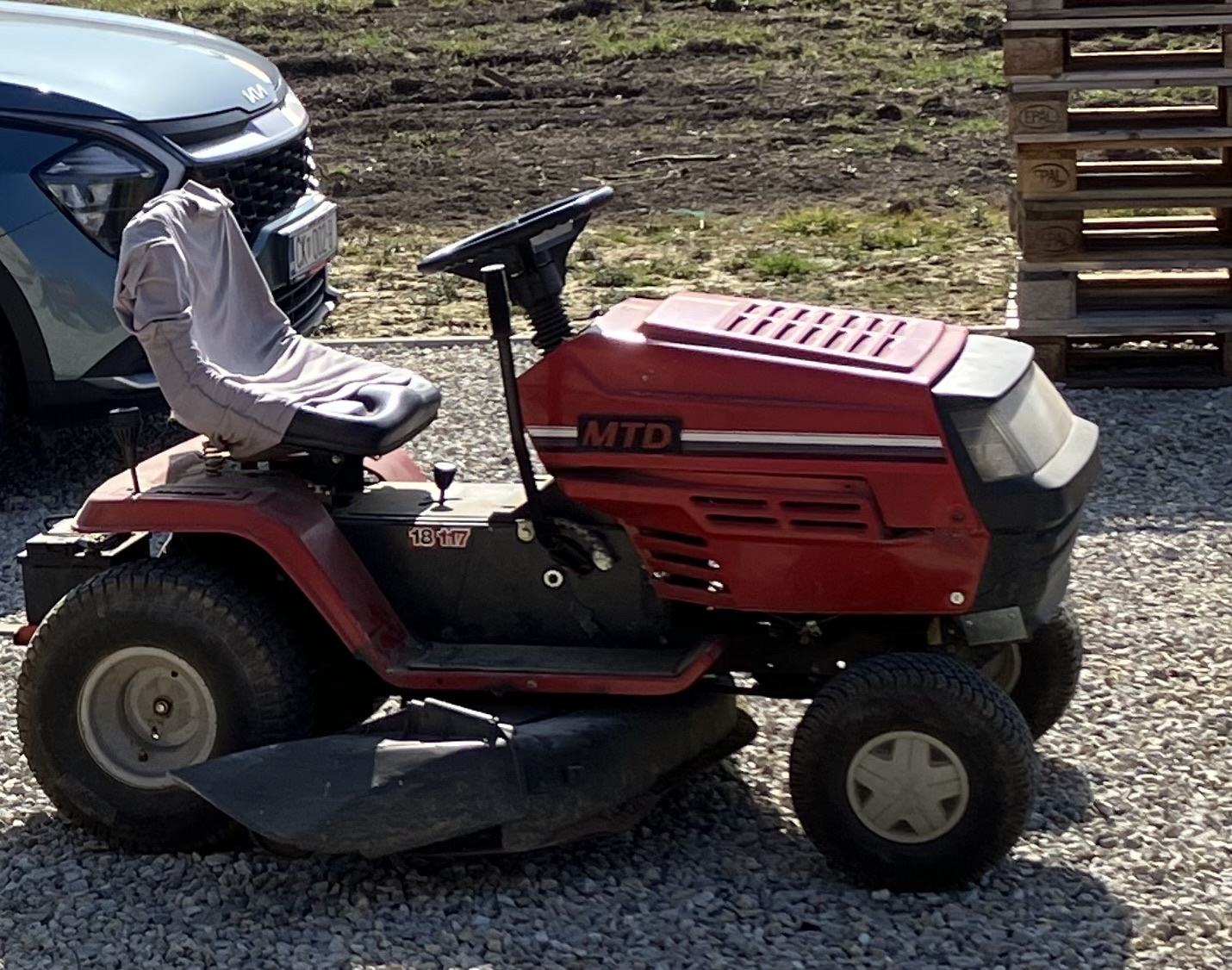 Traktor kosilica MTD 18ks, kvar