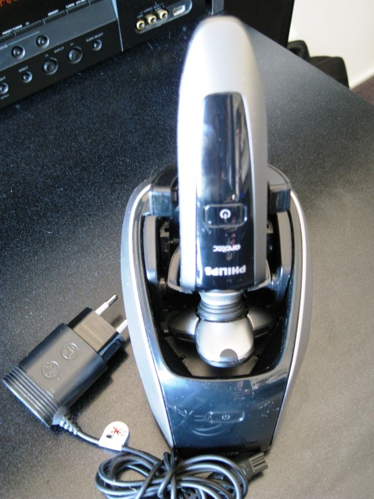 Električni aparat za brijanje - Philips Arcitec RQ-1050