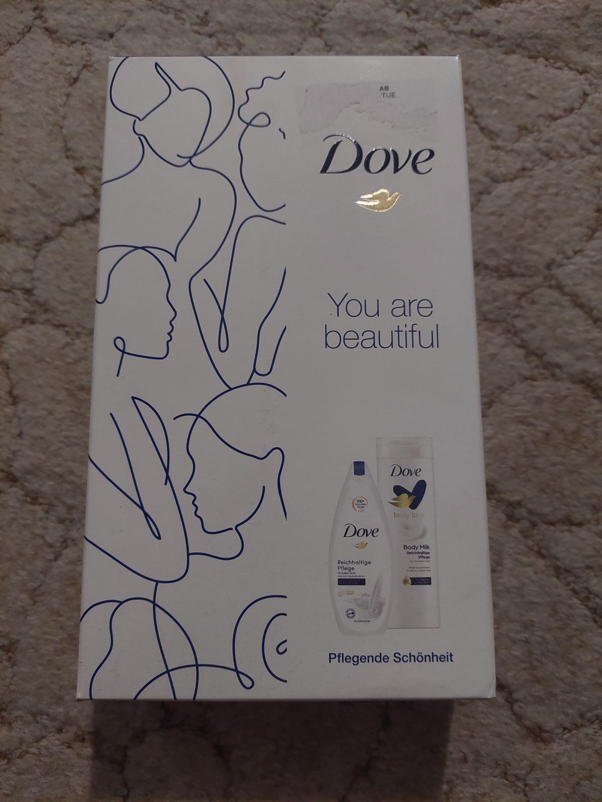 DOVE poklon set - NEOTVARANO