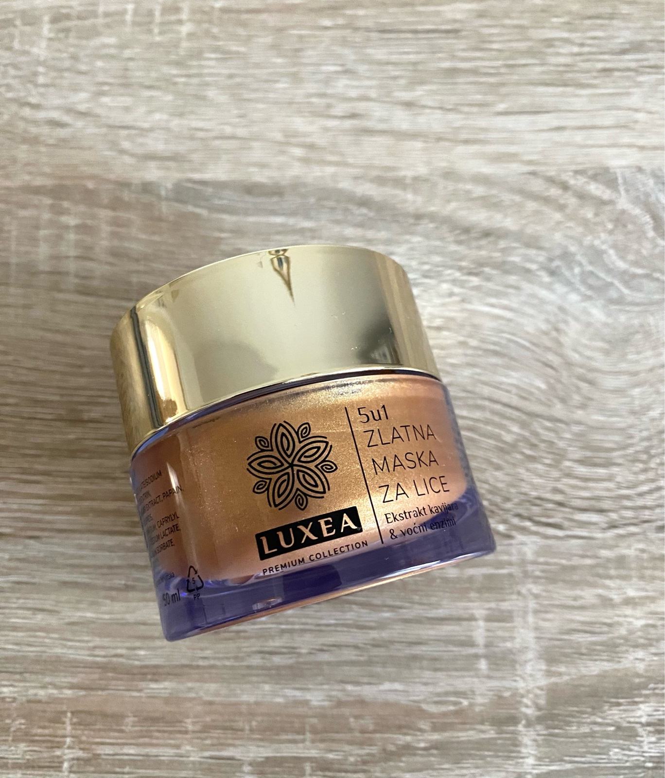 Luxea 5u1 zlatna maska za lice *novo*