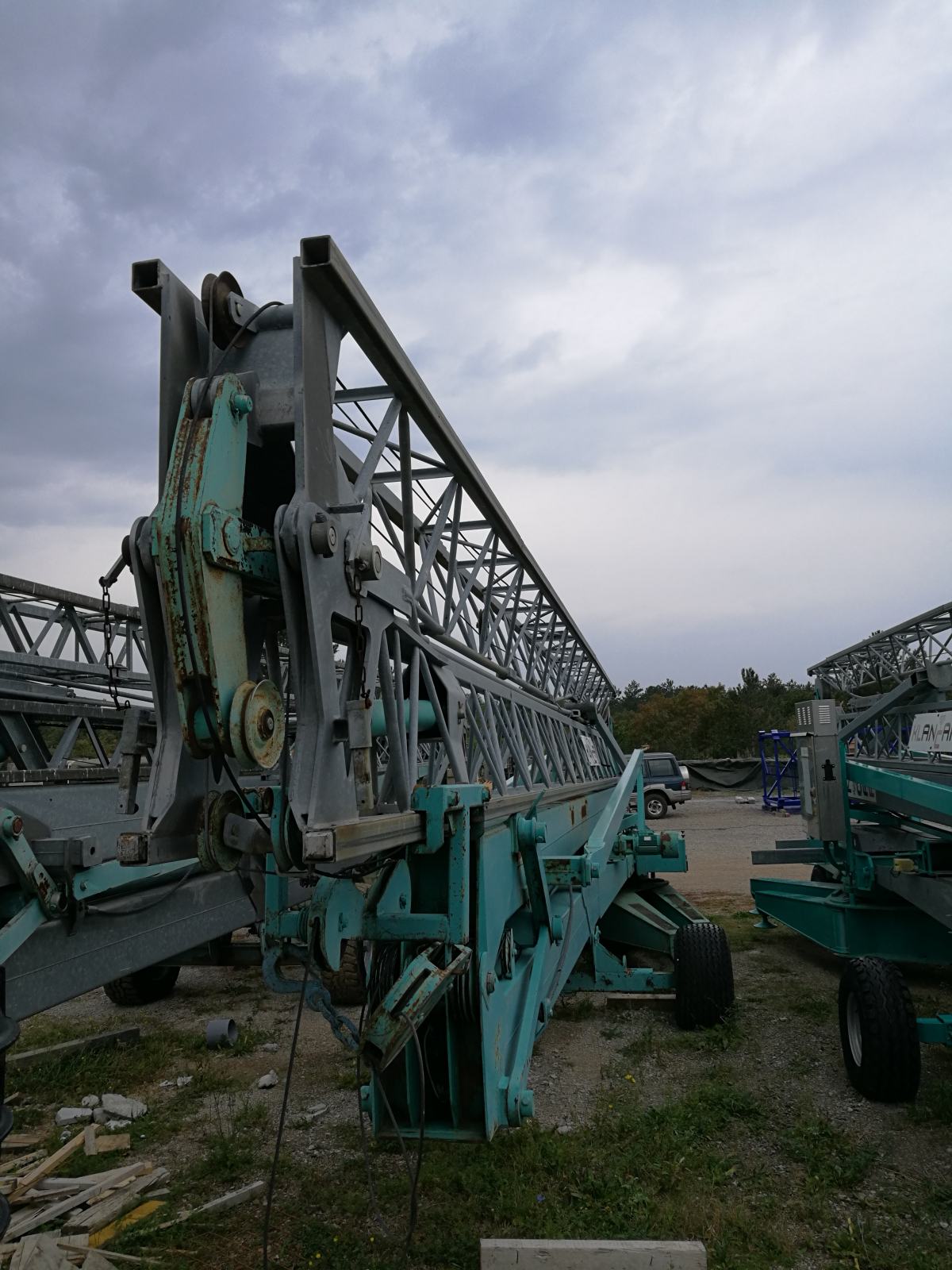 Građevinski kran CATTANEO CM76A - PRODAMO