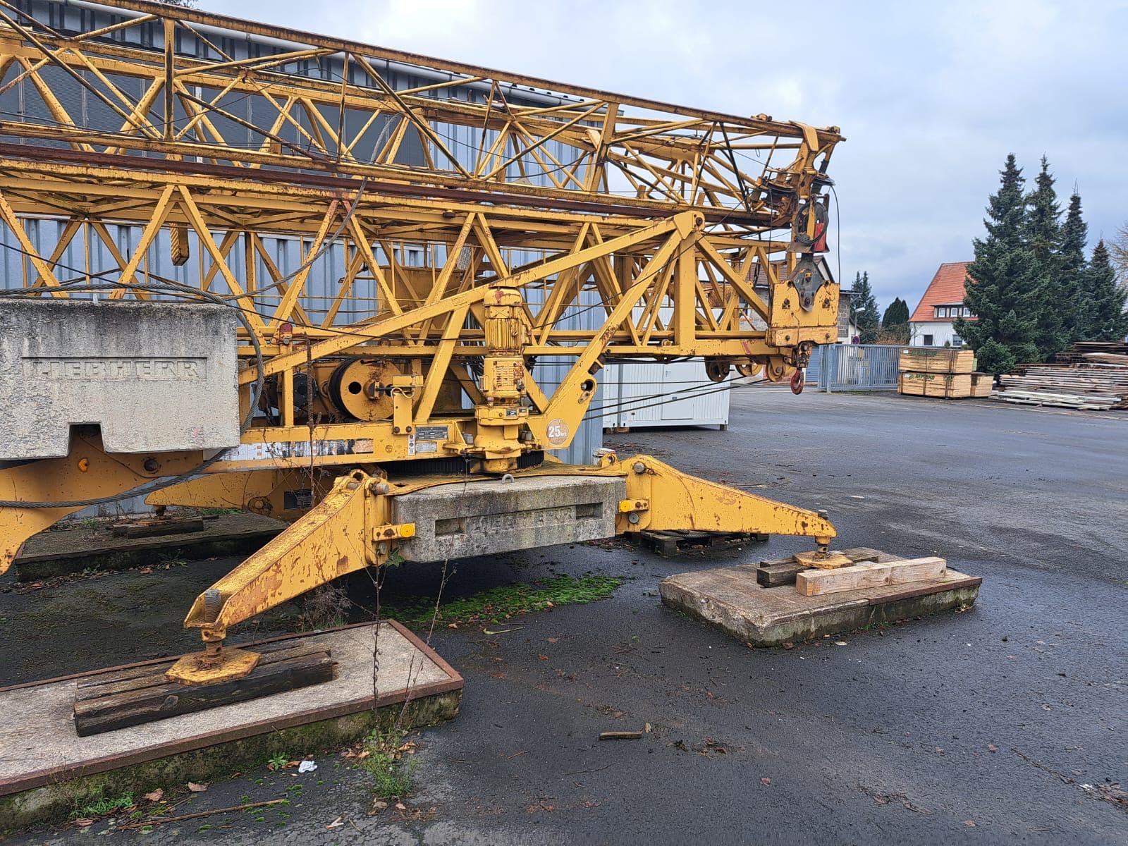 LIEBHERR 35K / 36m građevinska dizalica / kran