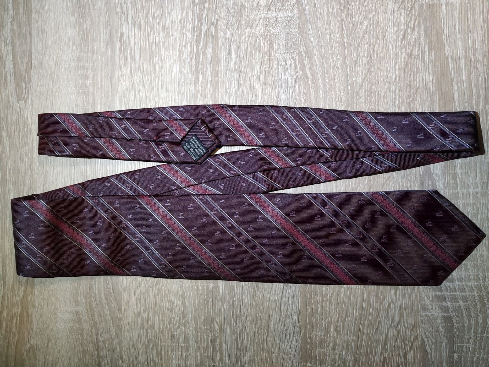 Kravata Croata sa Glagoljicom