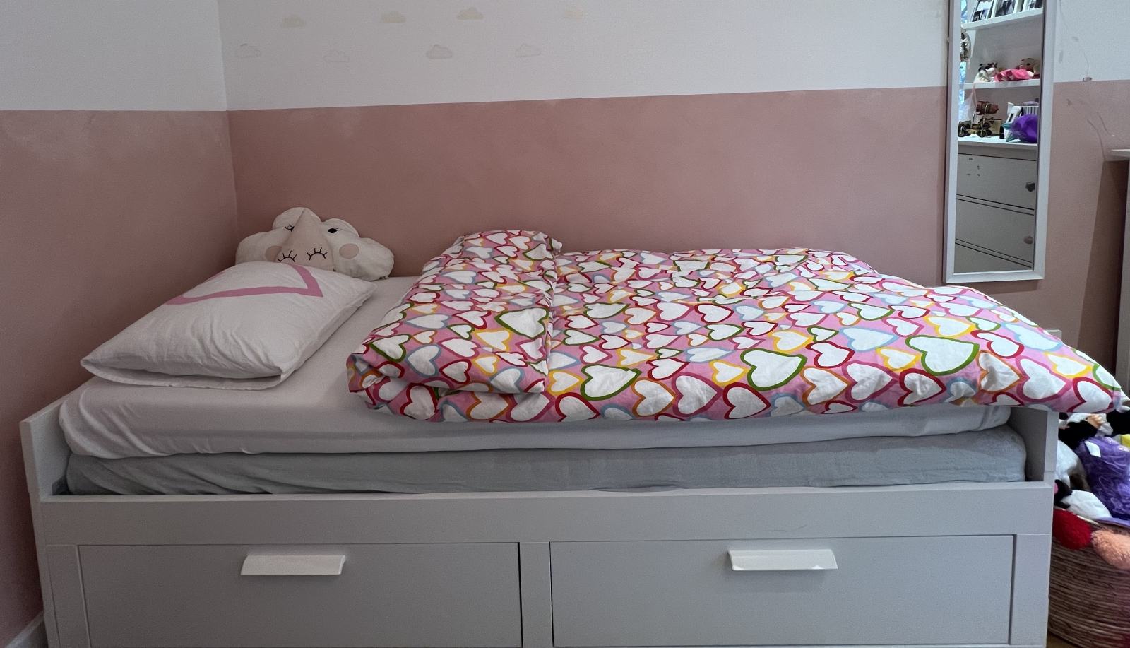 IKEA Brimnes krevet na razvlačenje