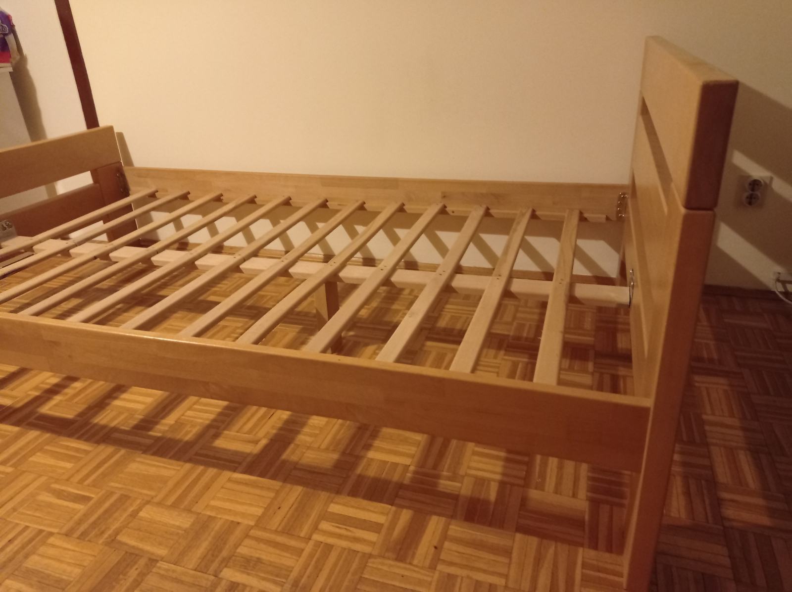 Krevet 200x120, bukva