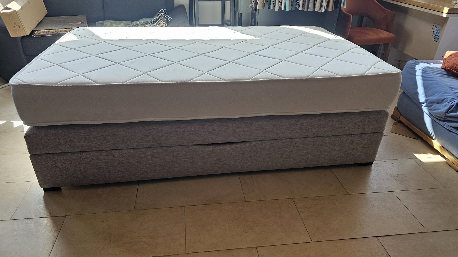 Krevet 200x120 spring box novo top