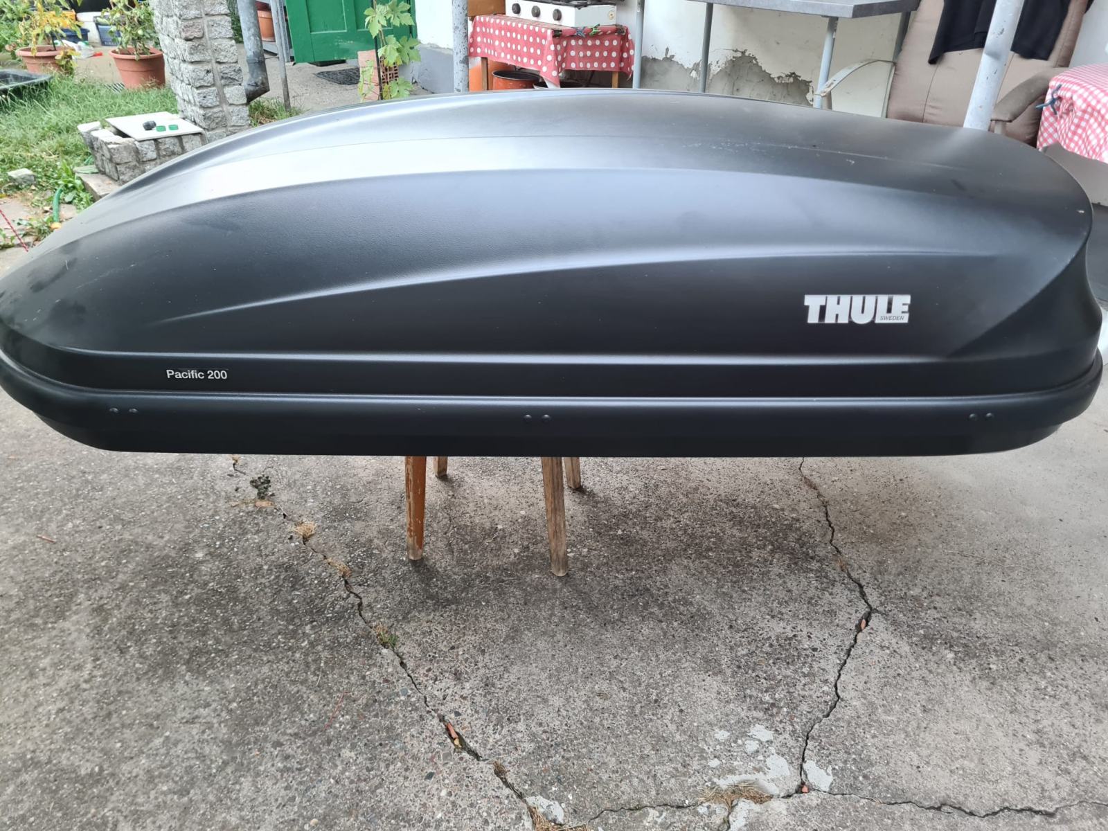 Krovna kutija Thule Pacific 200
