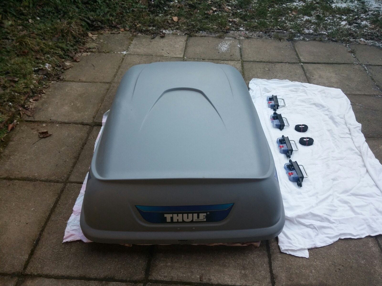Thule krovna kutija Ocean 100, zapremina 360 litara