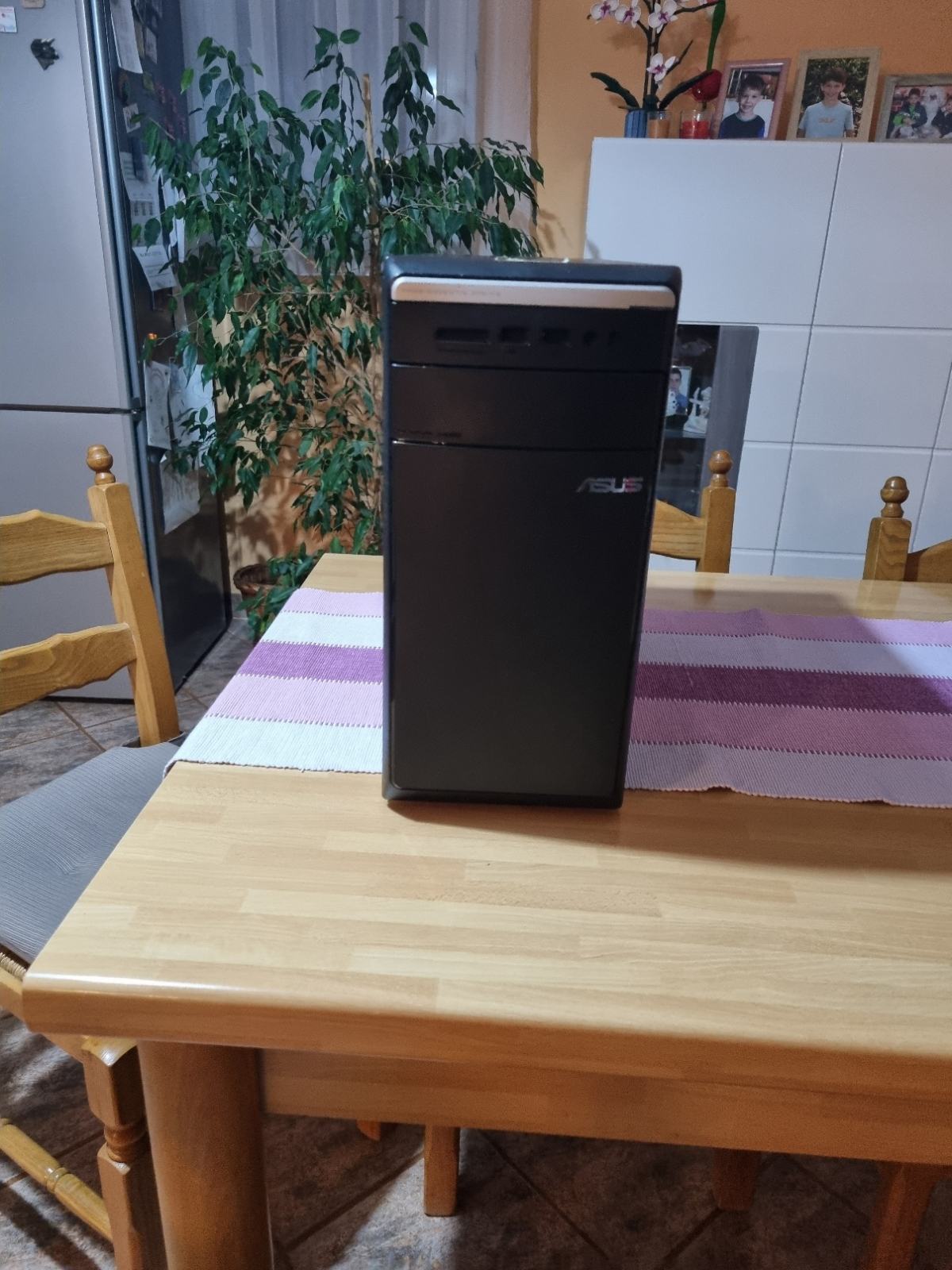 Asus kućište