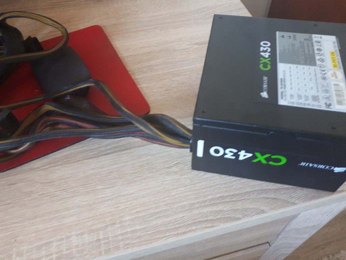 Crosair Napajanje CX430