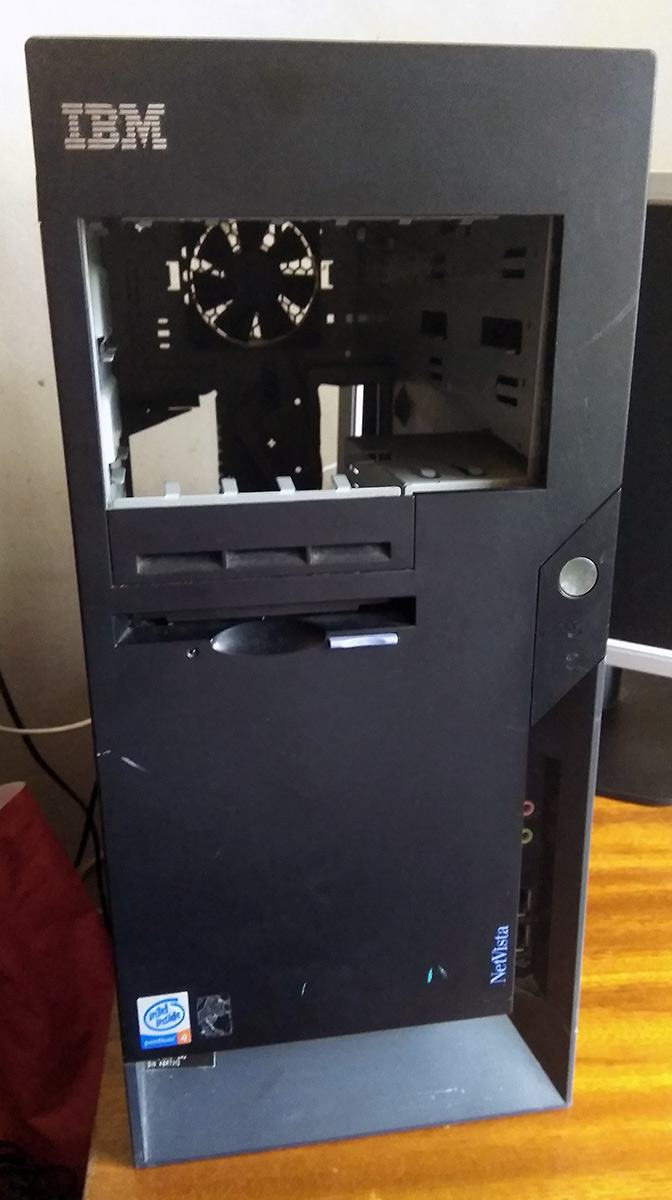 Mini kučište IBM Netvista 8310-24G + dodaci / sa ili bez napajanja