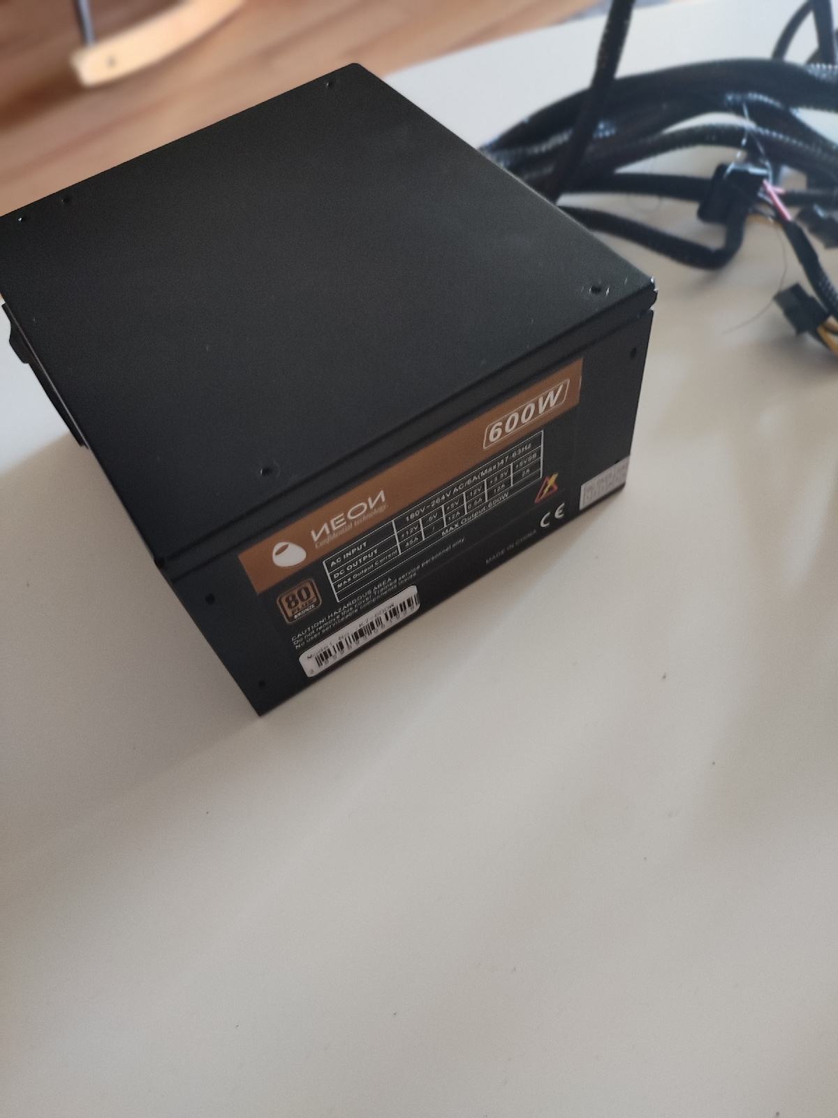 NEON 600W 80 PLUS BRONZE NAPAJANJE, AMD RX 570 ASUS 4GB