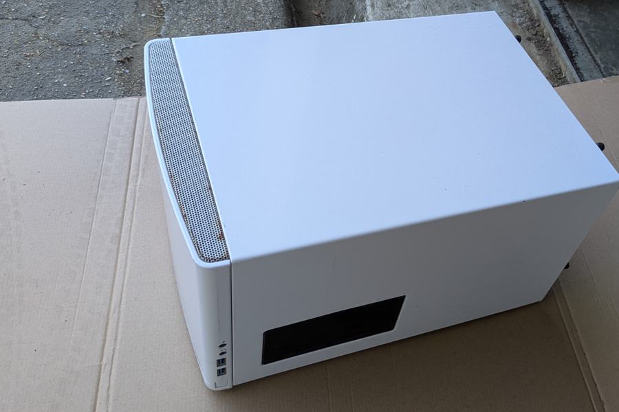 PC kućište Fractal Design Node 304 bijelo, Mini ITX, DTX