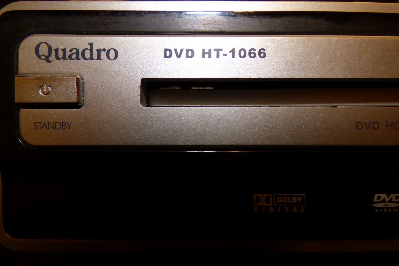 QUADRO DVD HT1066