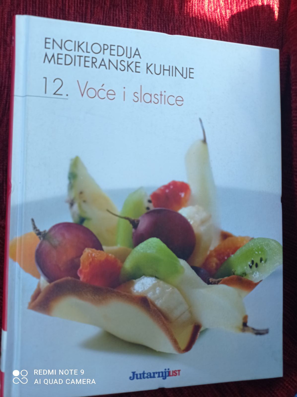 MEDITERANSKA kuhinja -VOĆE i SLASTICE -Novo