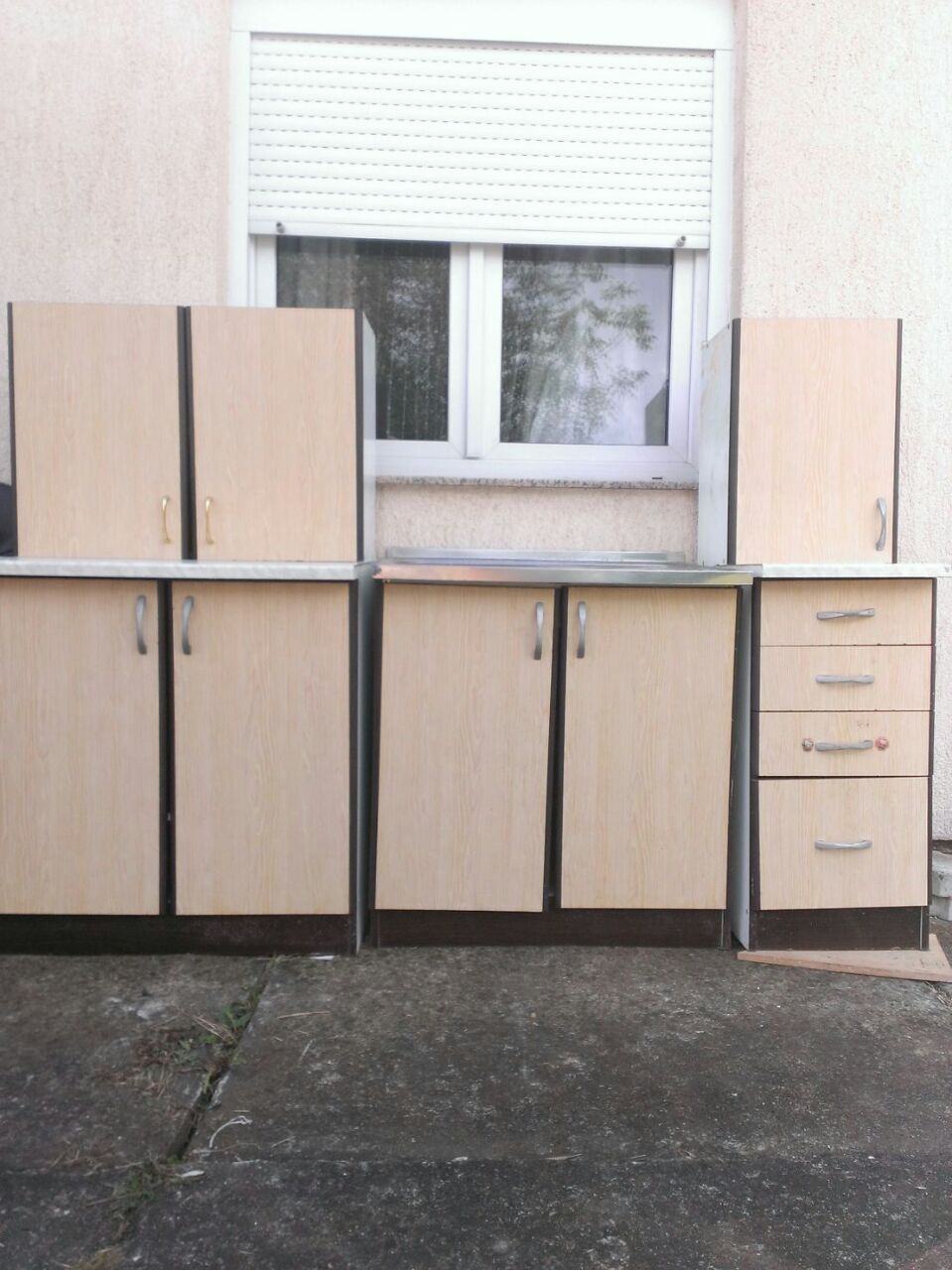 KUHINJA SA SUDOPEROM