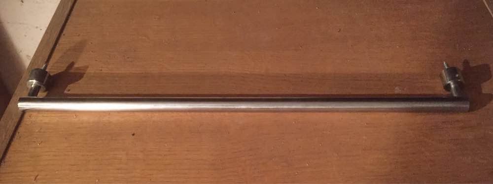 Šipka kuhinjska sa nosačima 40 cm inox