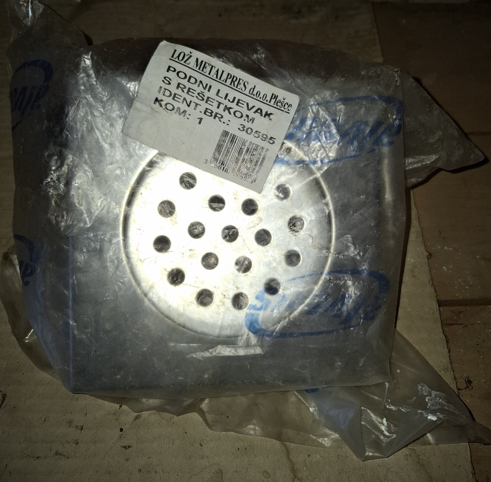 Podni ljevak s rešetkom