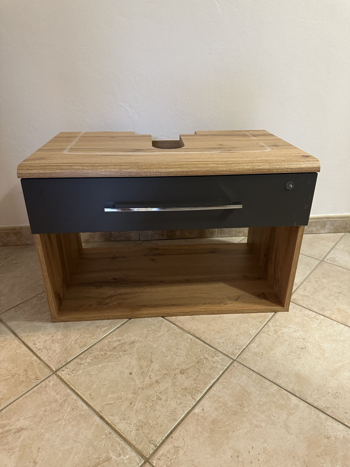 Kupaonski ormaric viseci za umivaonik