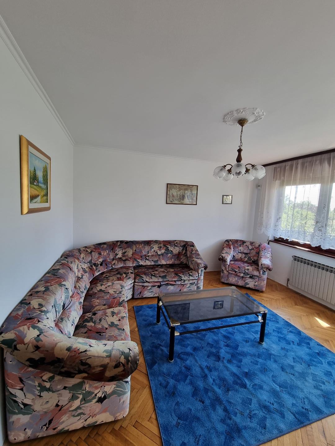 Kutna garnitura za dnevni boravak s foteljom