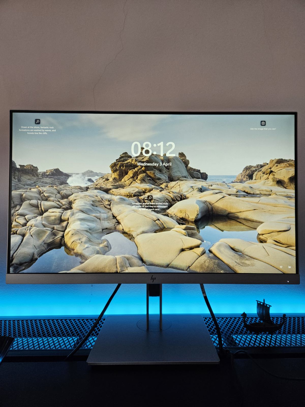 HP EliteDisplay E243 23.8-inch