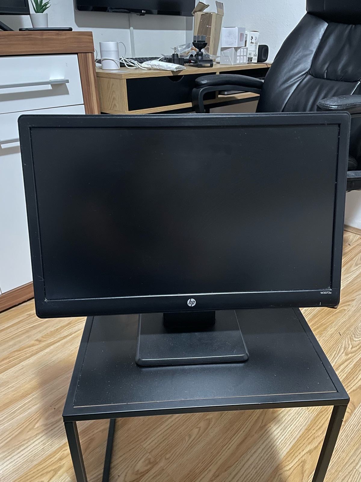 HP W2072A, ispravan #POVOLJNO#