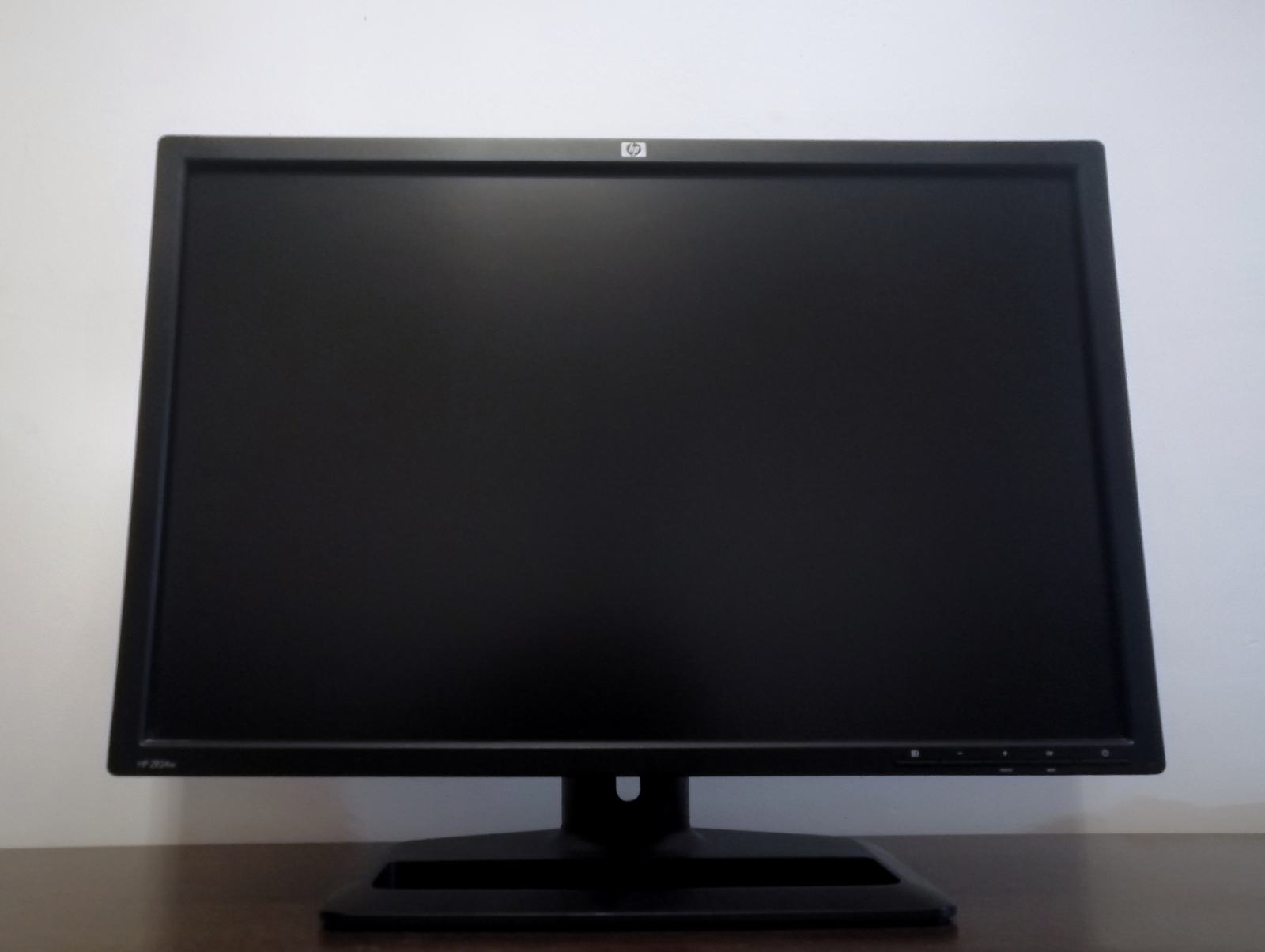 HP ZR24w, 24 / IPS LCD monitor