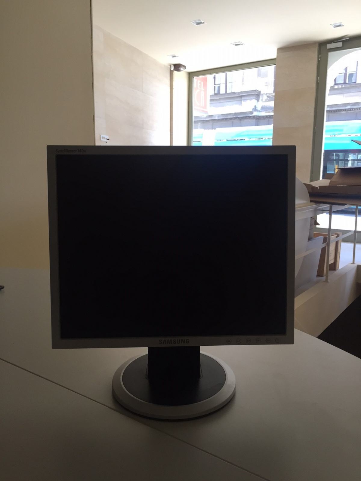 LCD monitor 17 Samsung SyncMaster 740N-Black
