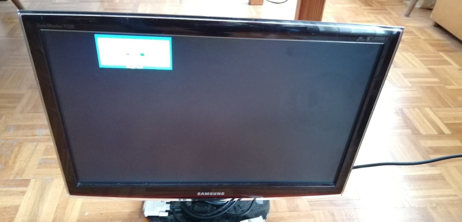 LCD monitor Samsung T220